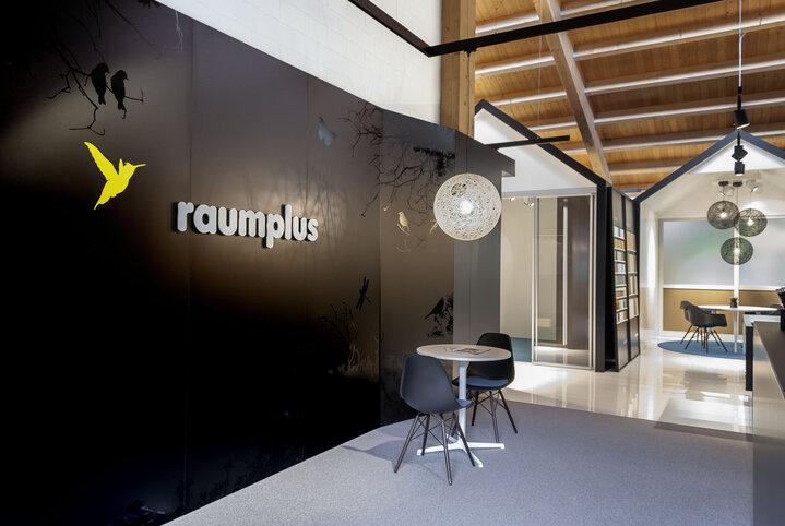 Schiebetüren, Raumteiler und Schranksysteme | raumplus Schweiz | raumplus